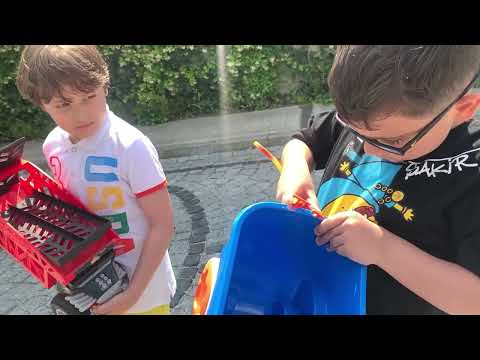 Kertenkeleye nolmuş 😔 Yusuf ve Fatih selim kertenkeleyi elliyor hiç korkmuyor