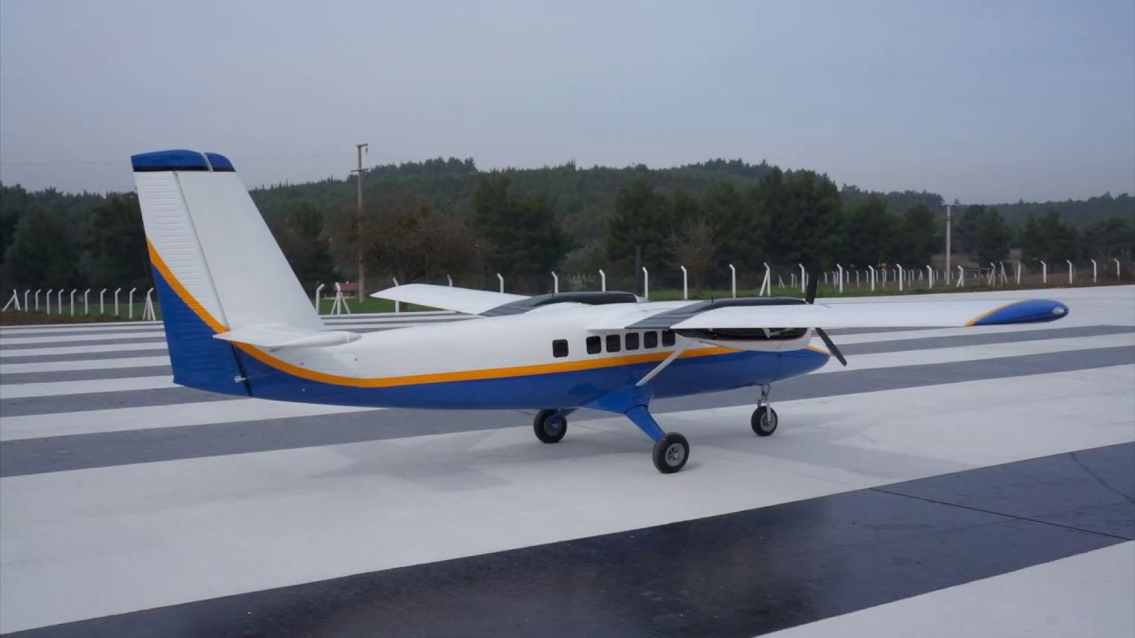 Hangar 9 Twin Otter Maiden Flight - YouTube