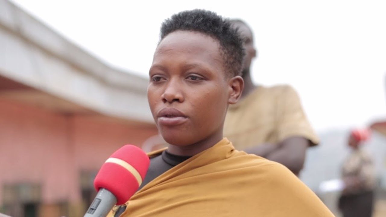 NDABURARA NKABWIRIRWA// UBUZIMA BUSHARIRIYE BWA NYIRABAGENZI UKORERA ...