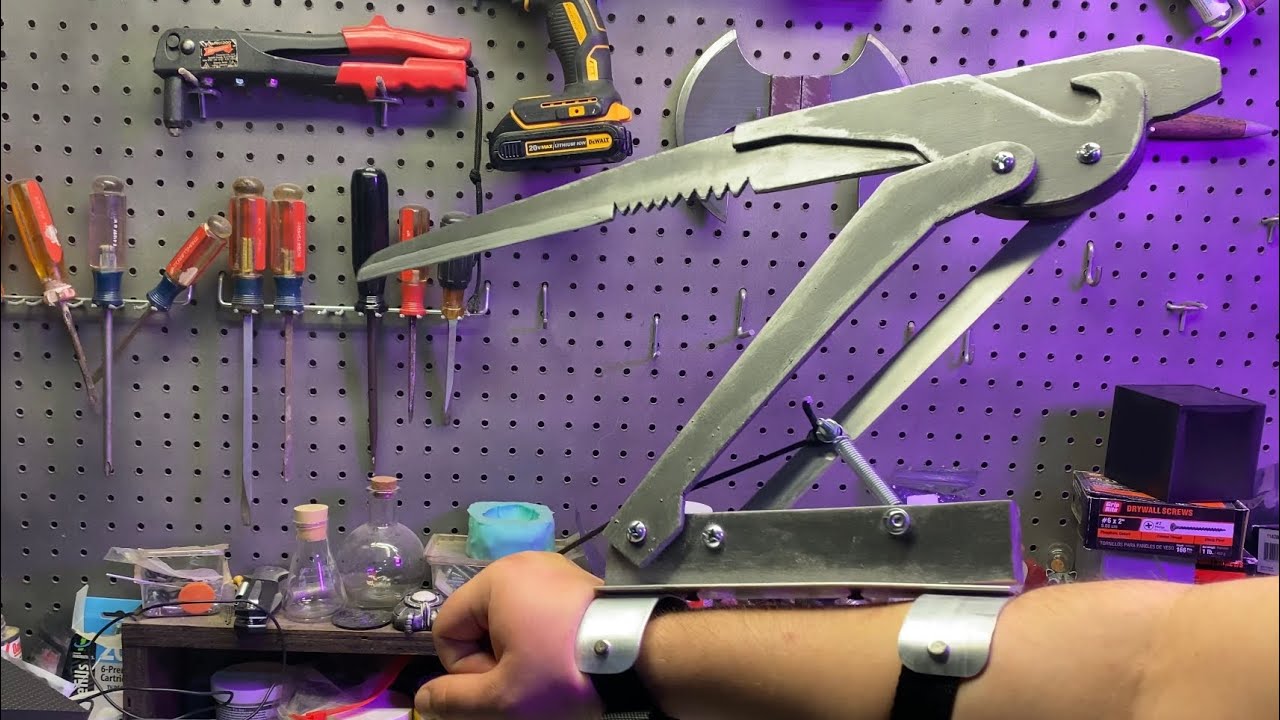 I Made A Mantis Blade From Cyberpunk 2077 | collaboration with ...