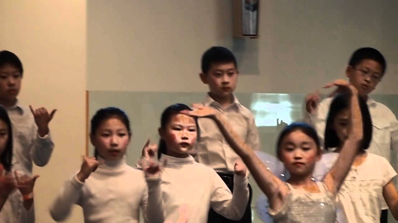 Allen Shen Champion Talent Show Apr. 2012 隐形翅膀 手语 - YouTube