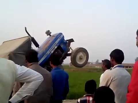 Funny Indian Tractor Driver - YouTube