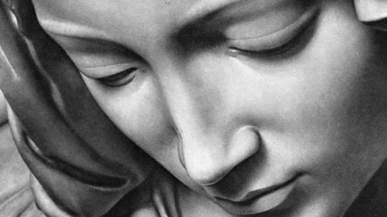 Laurens Windig leest eigen sonnet 48 Ave Maria - YouTube
