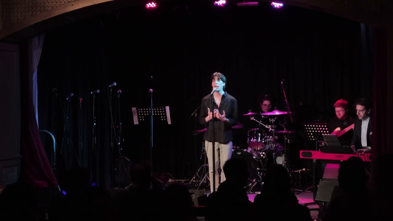 Sasa Nikolic - Never give all the heart - YouTube