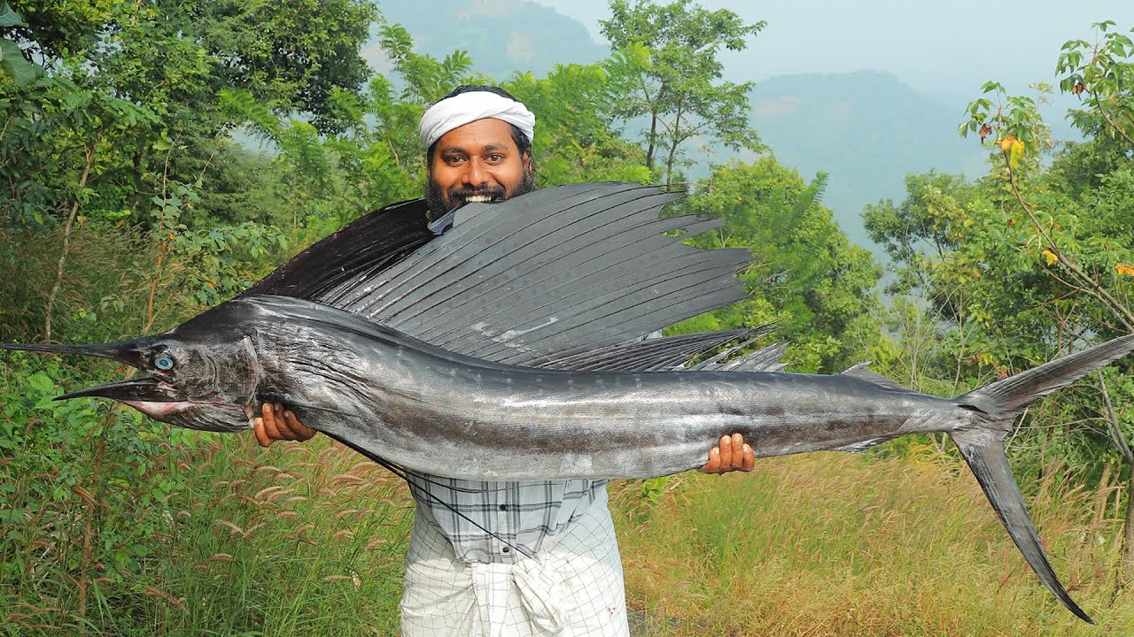 Meen Pollichathu | Kerala Special Fish Pollichathu in Banana Leaf | Big ...