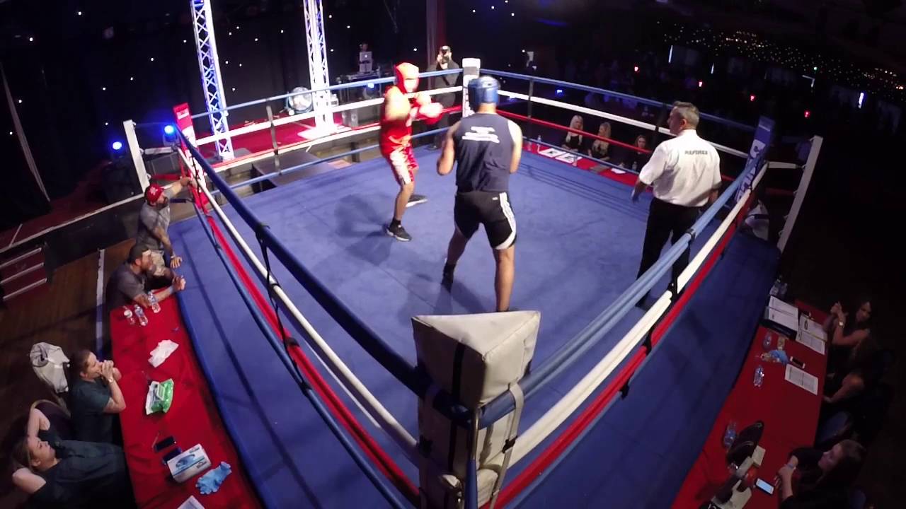 Ultra White Collar Boxing Aldershot | Fight 6 - YouTube