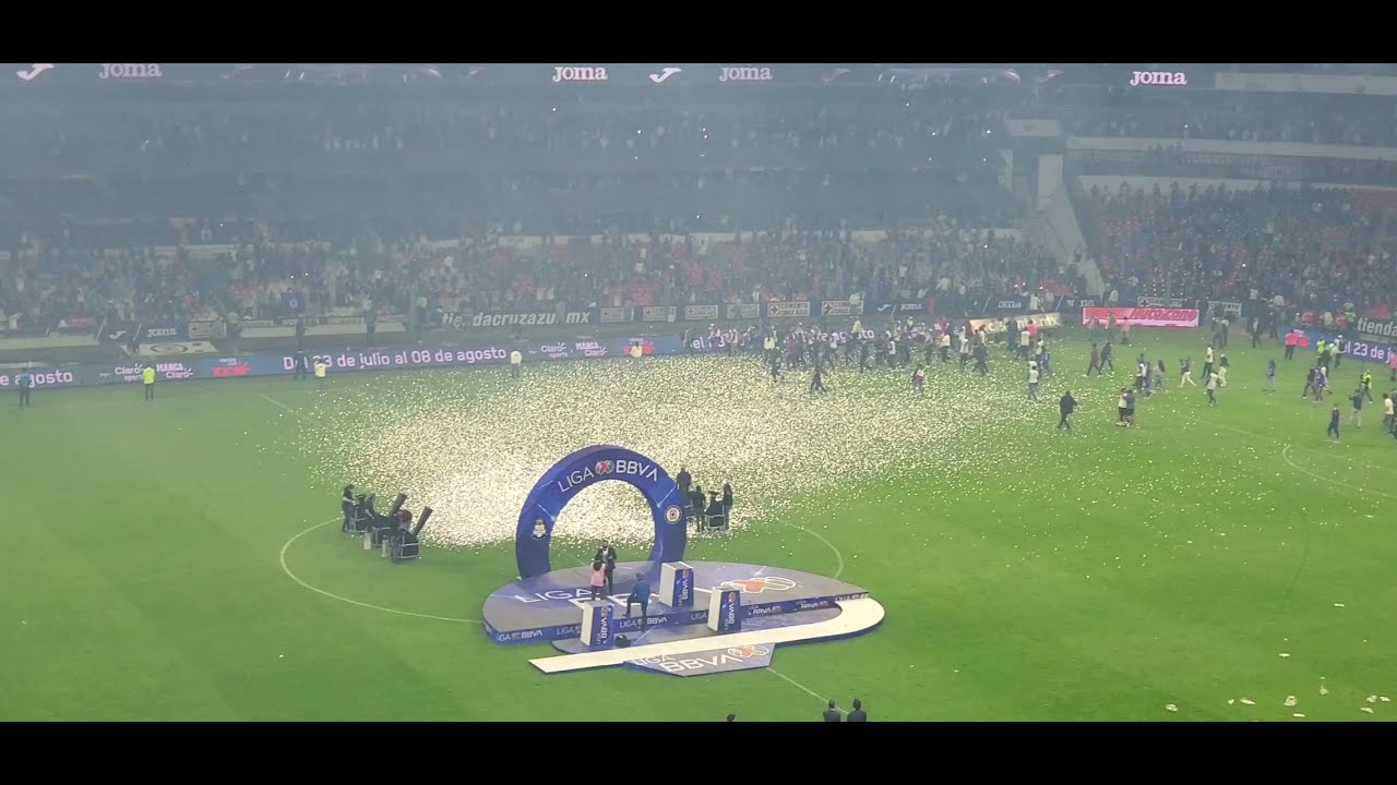 Cruz Azul Campeón 2021 Premiación! - YouTube