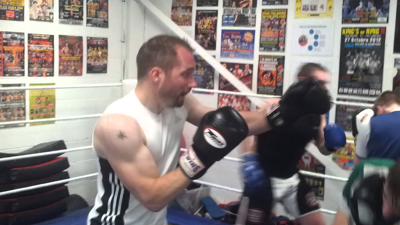 Big Kat - Boxing sparring - 23/04/13 - YouTube