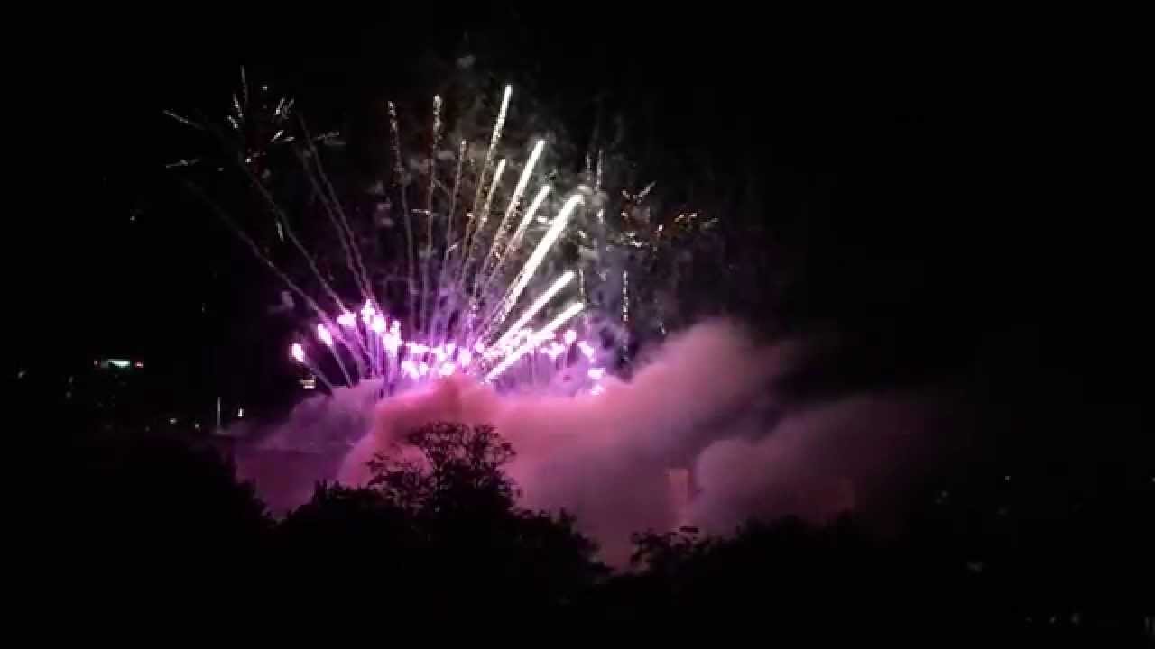 Feuerwerk 100 Jahre Goethe Uni Frankfurt - YouTube