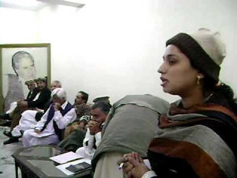 Munaza Hashmi Address at reception by Sikander Sherpao - YouTube