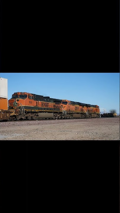 BNSF 4284 MEET UP TRAIN - YouTube
