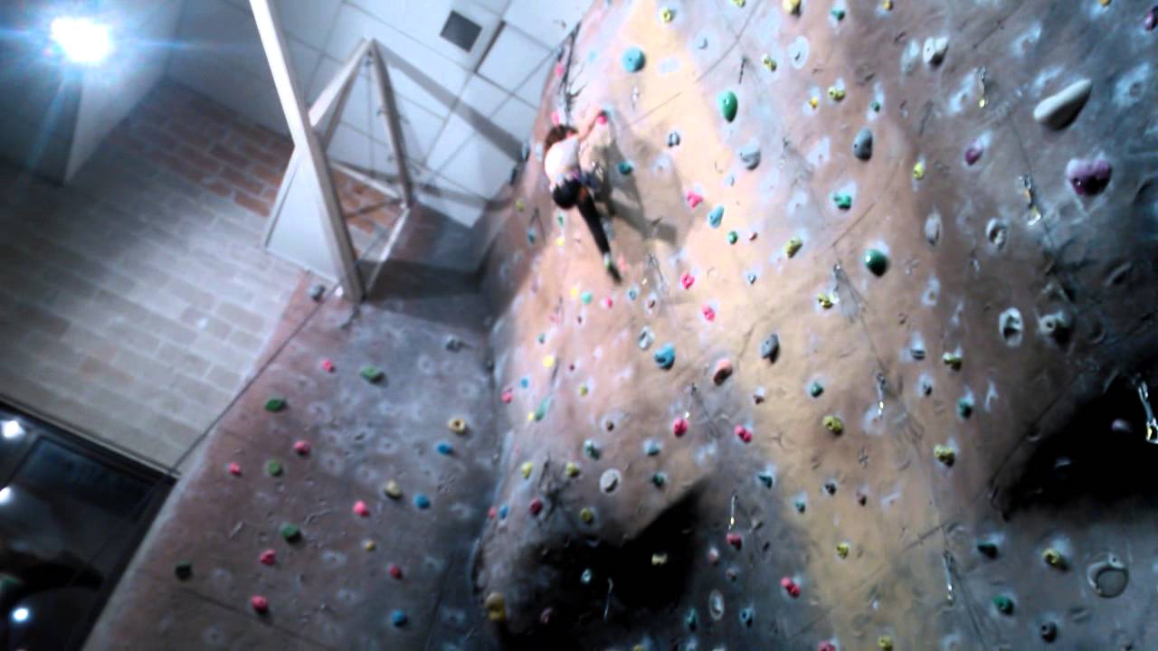leah doing a 6a climb - age 9 - YouTube
