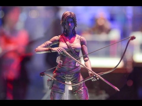 Lara Croft Play Arts Figure Review - YouTube