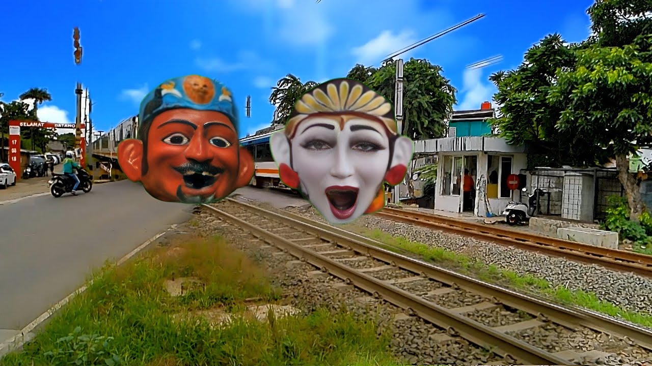 Jihhh Woy Ada Ada Hayah Kereta Api Ondel Ondel - YouTube