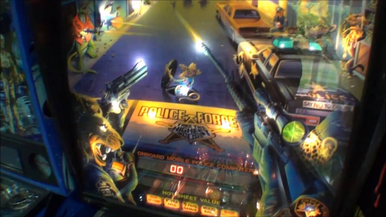 Williams Police Force Arcade Pinball Machine - YouTube