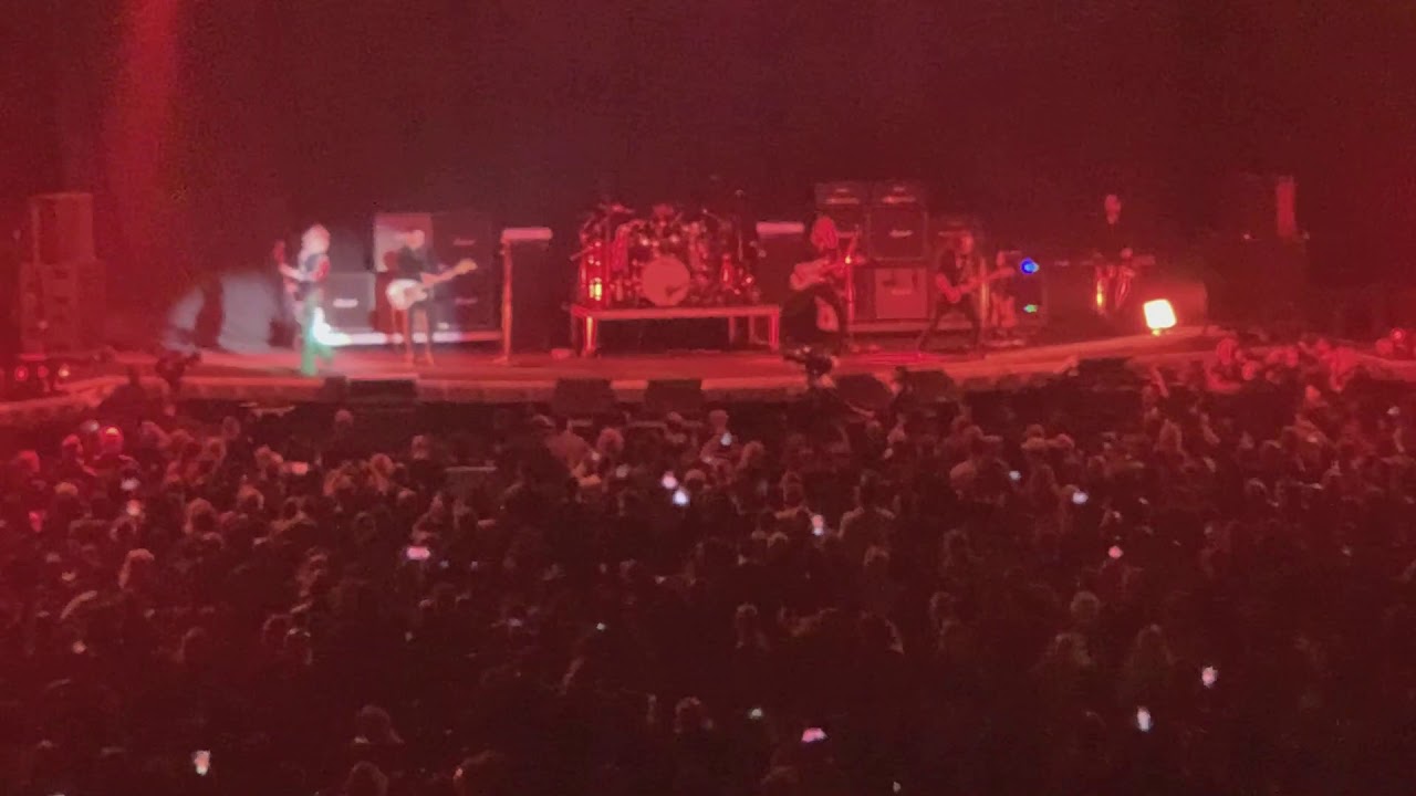 David Lee Roth Panama Live March 6th, 2020 - YouTube