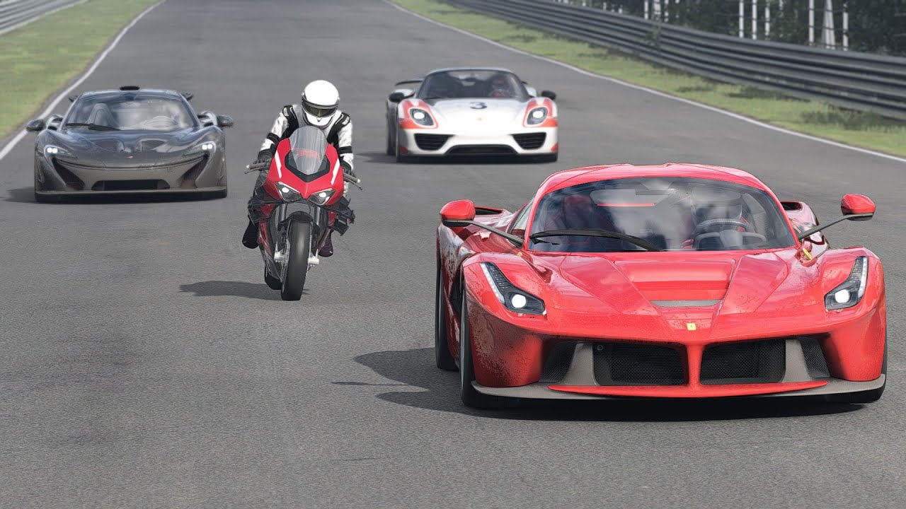 Ducati Superleggera V4 vs Ferrari LaFerrari vs Porsche 918 Spyder vs ...