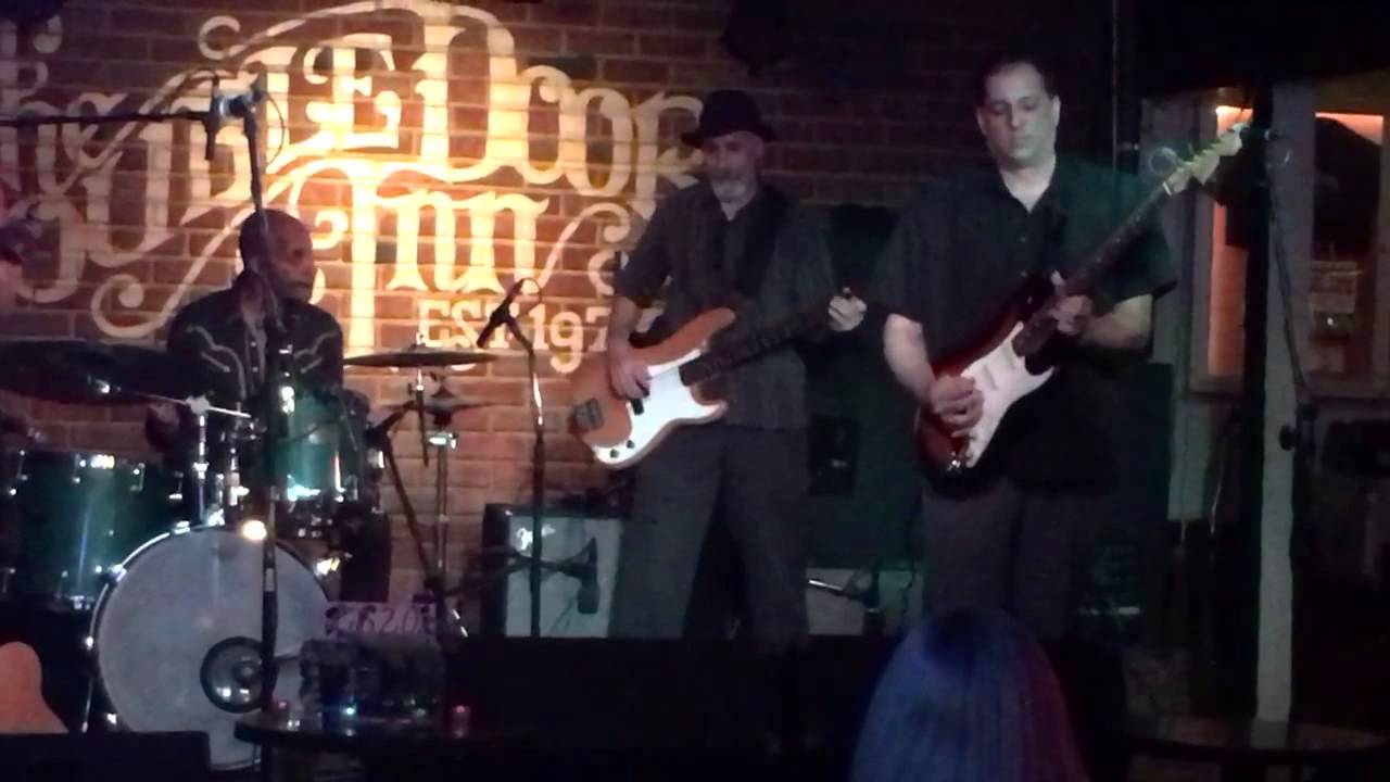 Skyla Burrell Blues Band # 1 10/23/15 - YouTube
