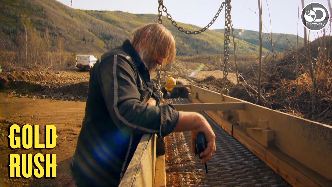 Tony Is Losing Gold in the Runoff | Gold Rush - YouTube