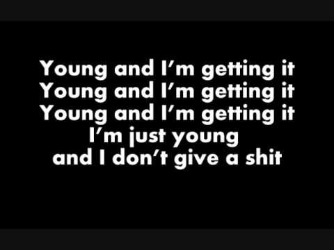 Kendrick Lamar ft Dr Dre - Compton (NEW SINGLE 2012) Lyrics - Official ...