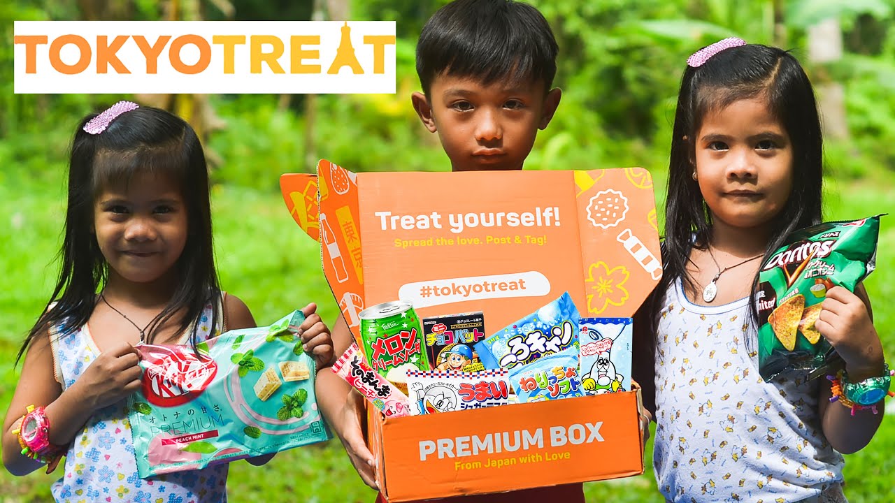 FILIPINO KIDS EAT JAPANESE SNACKS FROM TOKYO TREAT! - YouTube