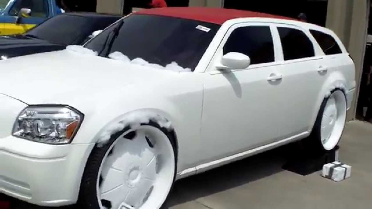 Dodge Magnum Wrapped in White - YouTube