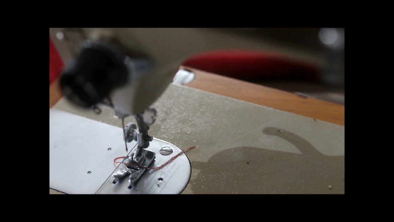 Alfa Vintage Sewing Machine Fix Jam - YouTube