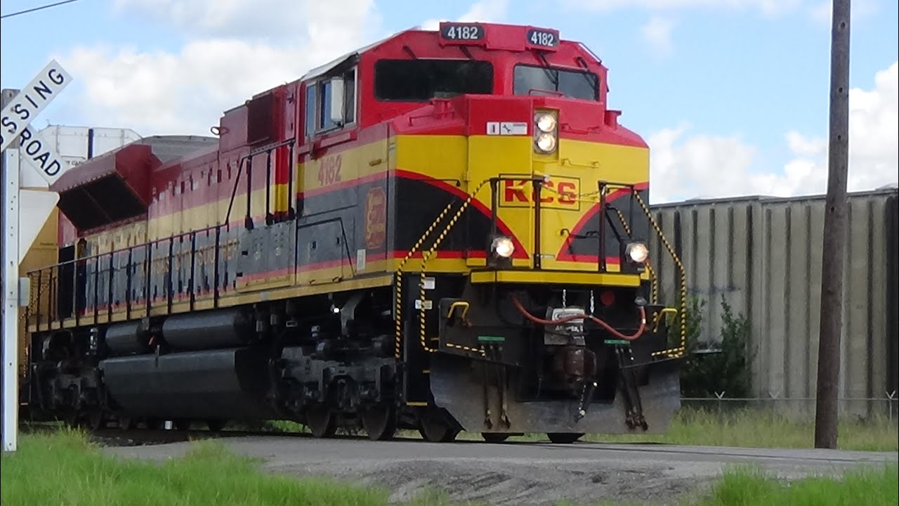 6/4/15 Victoria, TX Railfanning Feat, KCS 4182 and 4816 - YouTube