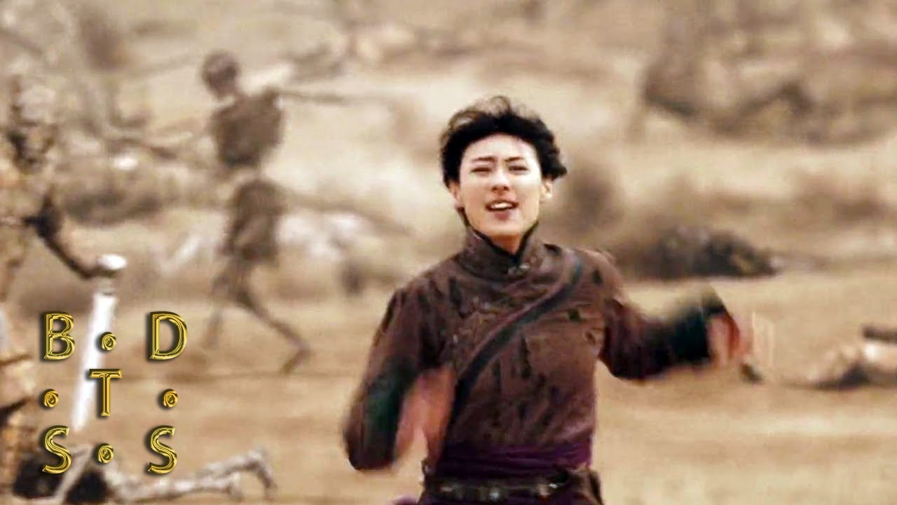 7. "Female Fight in Cog Room" The Mummy: Tomb of the Dragon Emperor ...