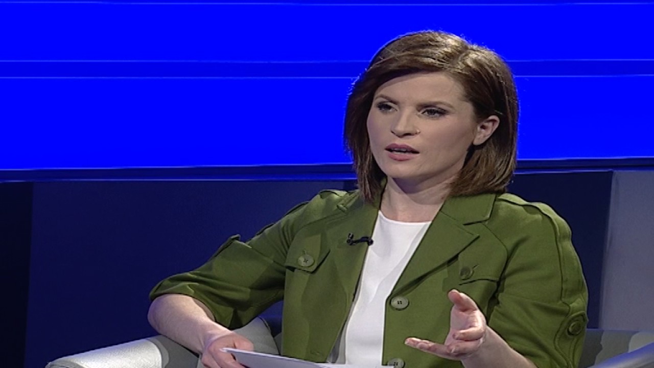 Aleksandër Cipa i ftuar në "Intervista e mbrëmjes" - YouTube