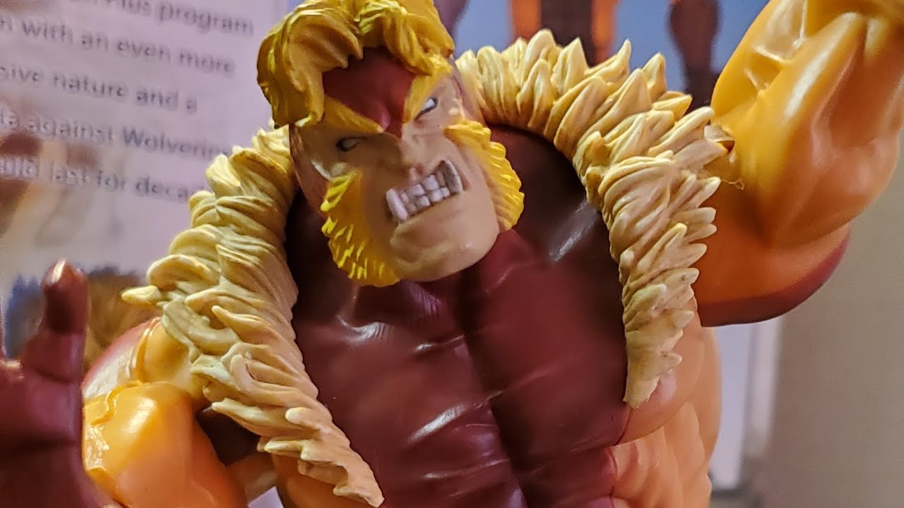 Diamond Selects Sabretooth - YouTube