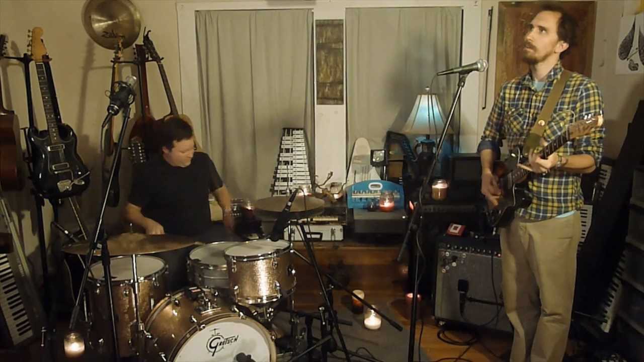 RTB2 - "Brownstar" (Violitionist Session) - YouTube