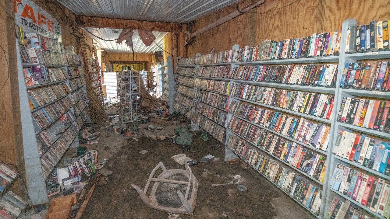 Exploring an Abandoned Wild West Antique Mall - Thousands of VHS tapes ...