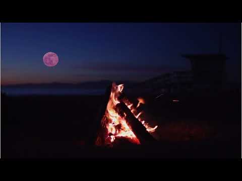 Enchanting Tranquility: Crackling Fire and Gentle Waves Sounds for a Serene Day
