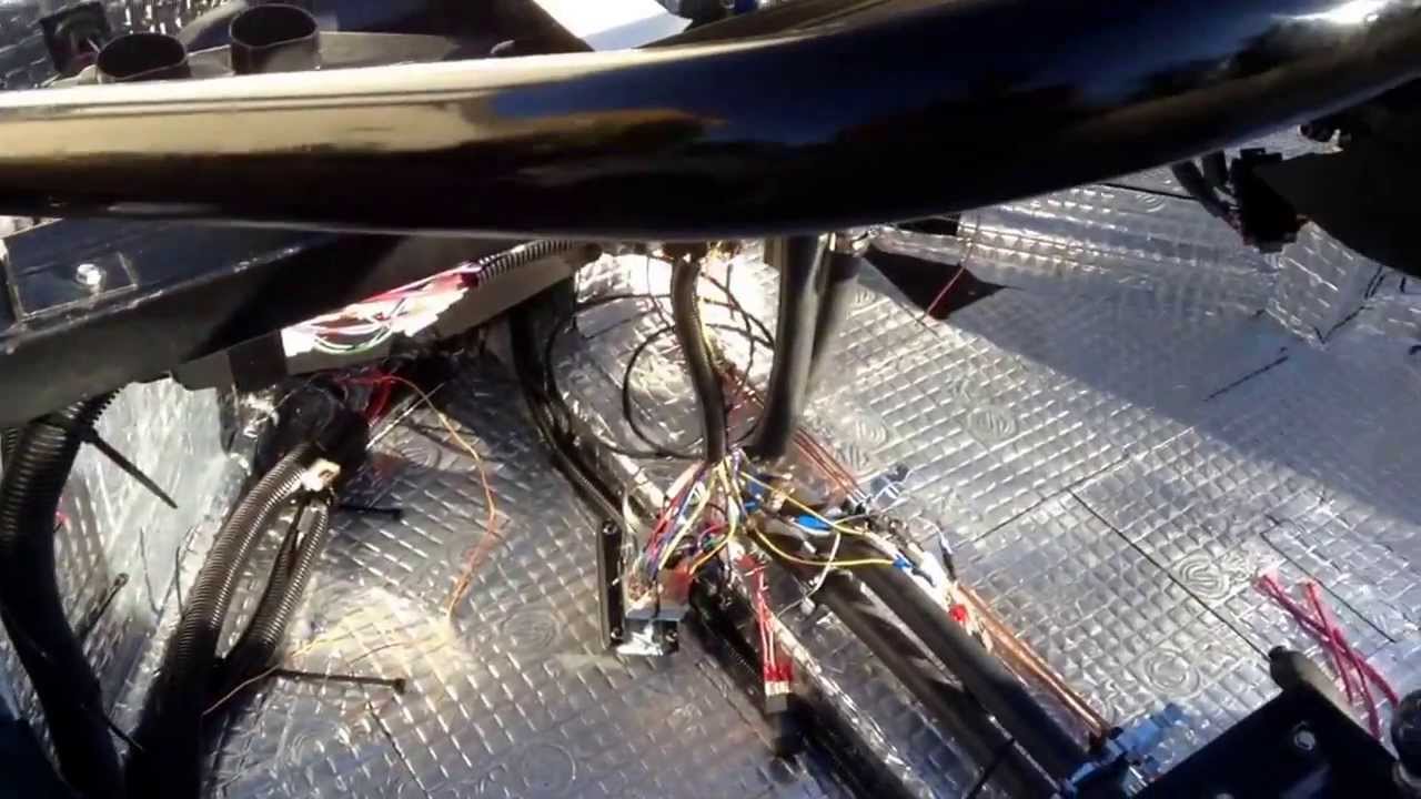 DDR kitcar build - engine in - YouTube