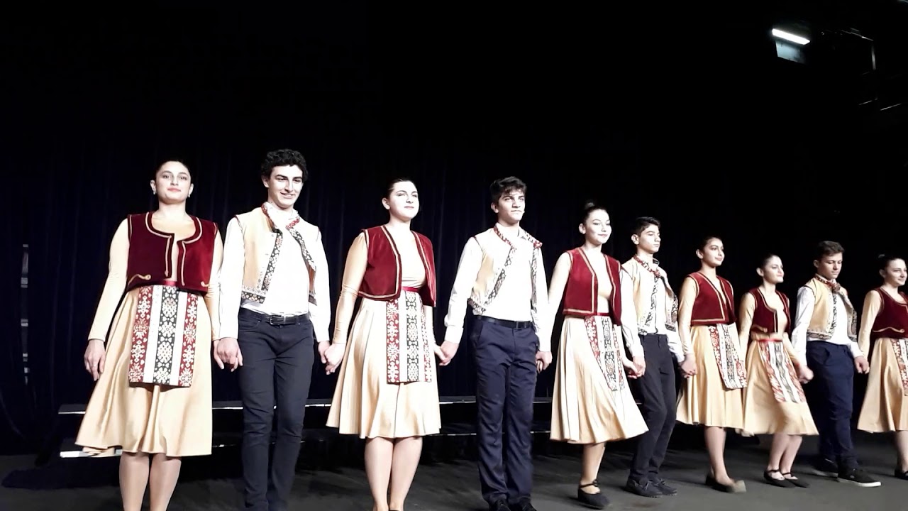 International Christmas Festival- Qochari - YouTube