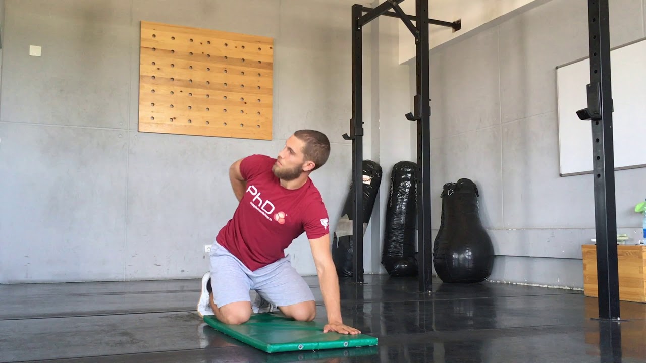 Heel Sit T Rotation HD 1080p - YouTube