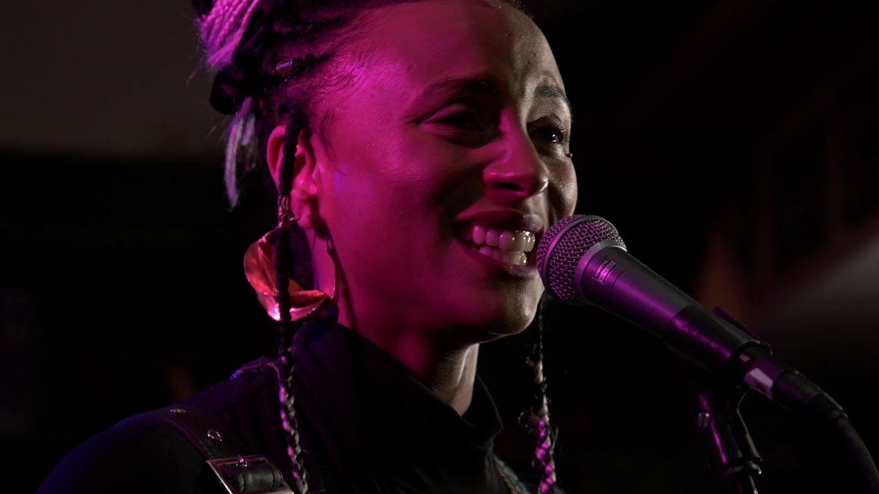 Loah - Can't Get You Out Of My Head (Live on KEXP) - YouTube