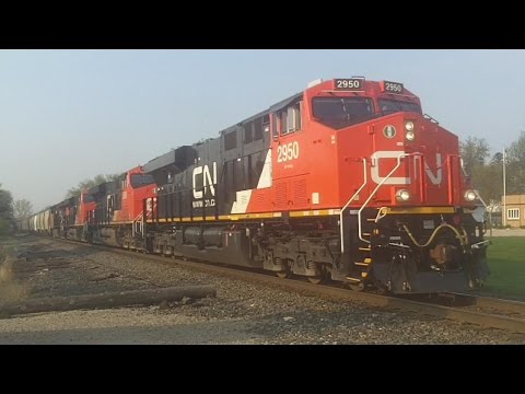 CN 2950- New Gevo Leads a Freight, Lomira, WI - YouTube