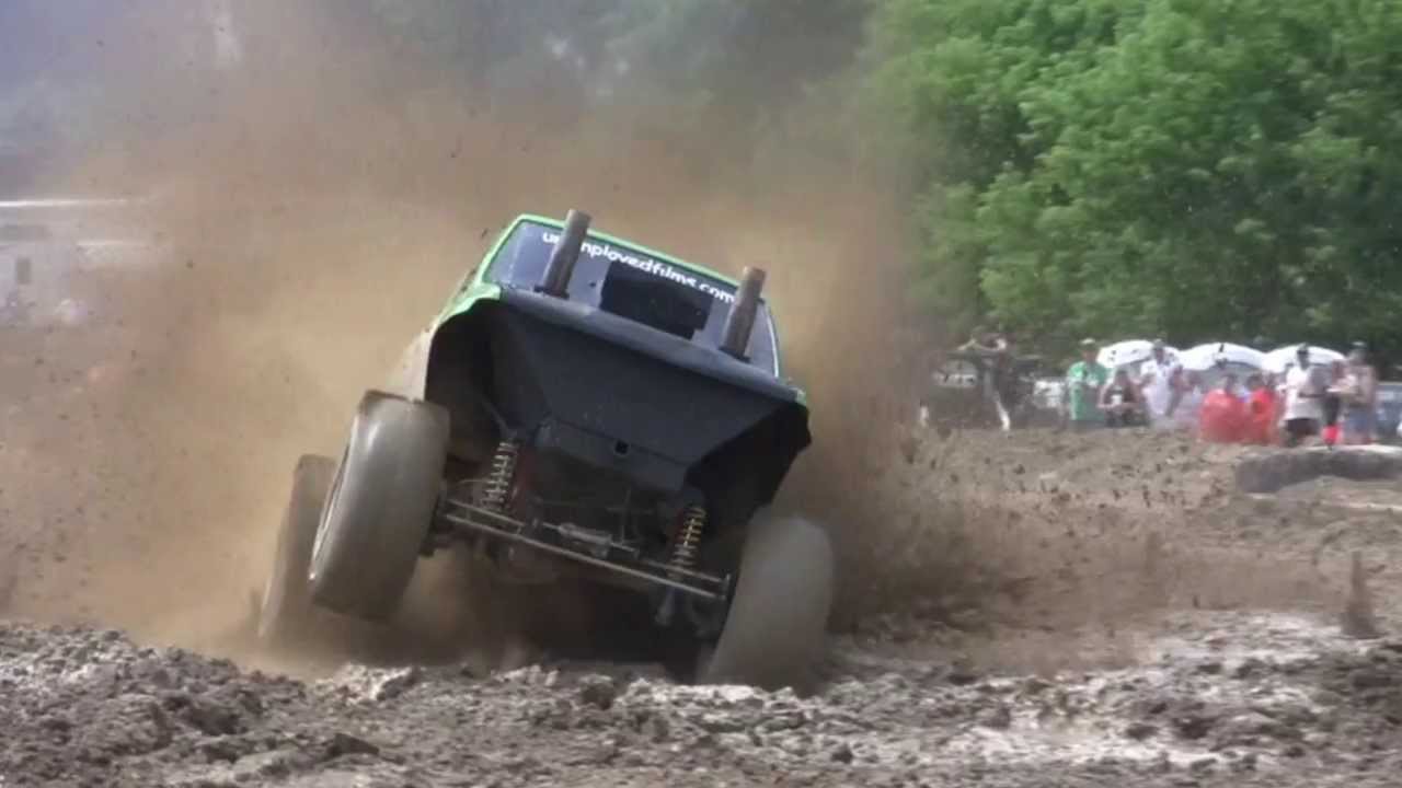 Mud Racing - YouTube
