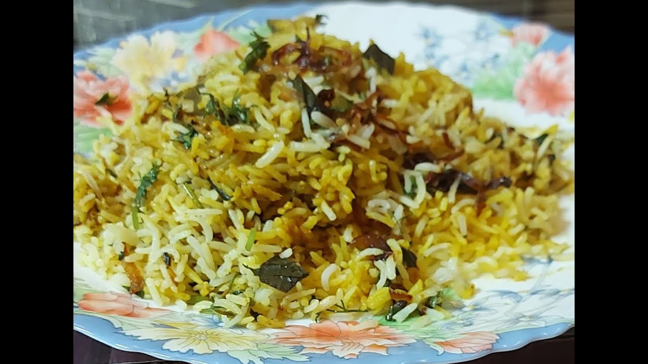 Fish (Pomfret) Biryani ....Holi special - YouTube