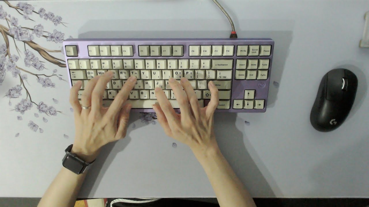 perry.works IU TKL with lubed Thic Thock Marshmallows Typing Sounds (o ...