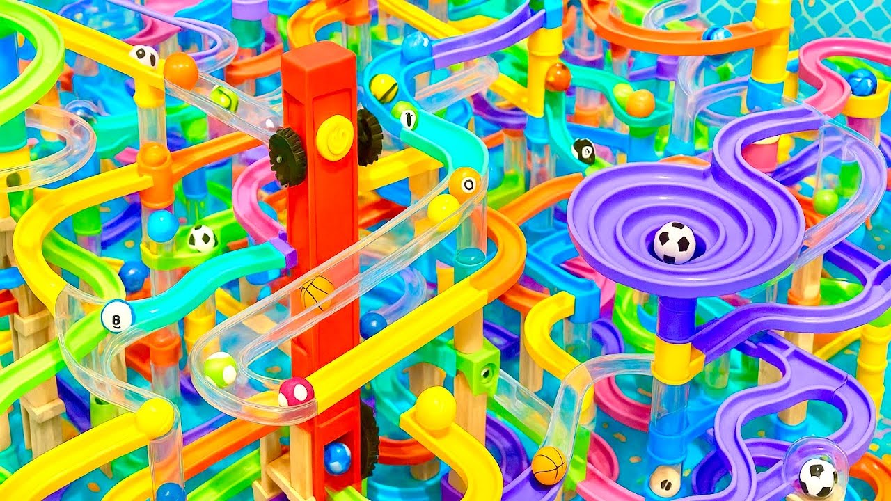 Marble Run Back-passing rotating course Swaying movements gently ...