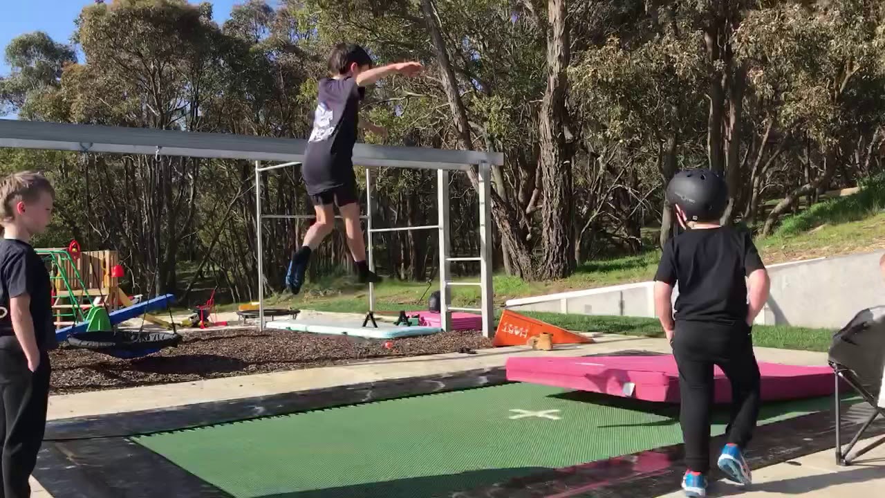 Double Front flip ( broken ankle) - YouTube