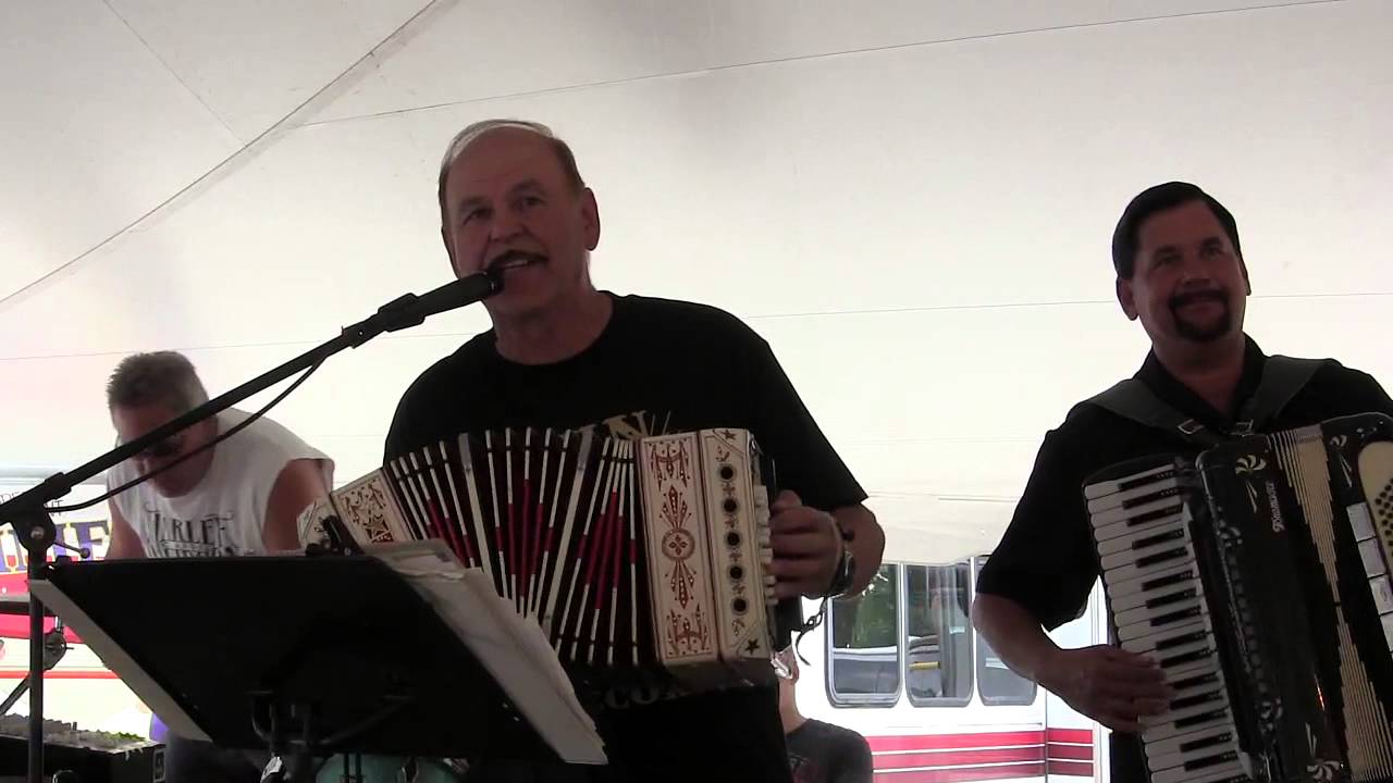 Roger Majeski (2014) - Do I Love You Polka - YouTube