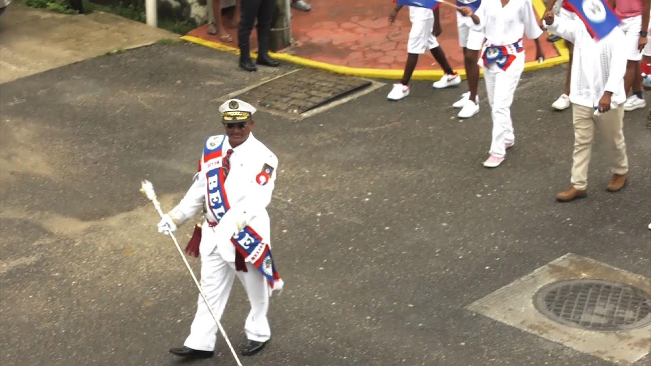 Belizeans reflect on late queen, colonial past - YouTube