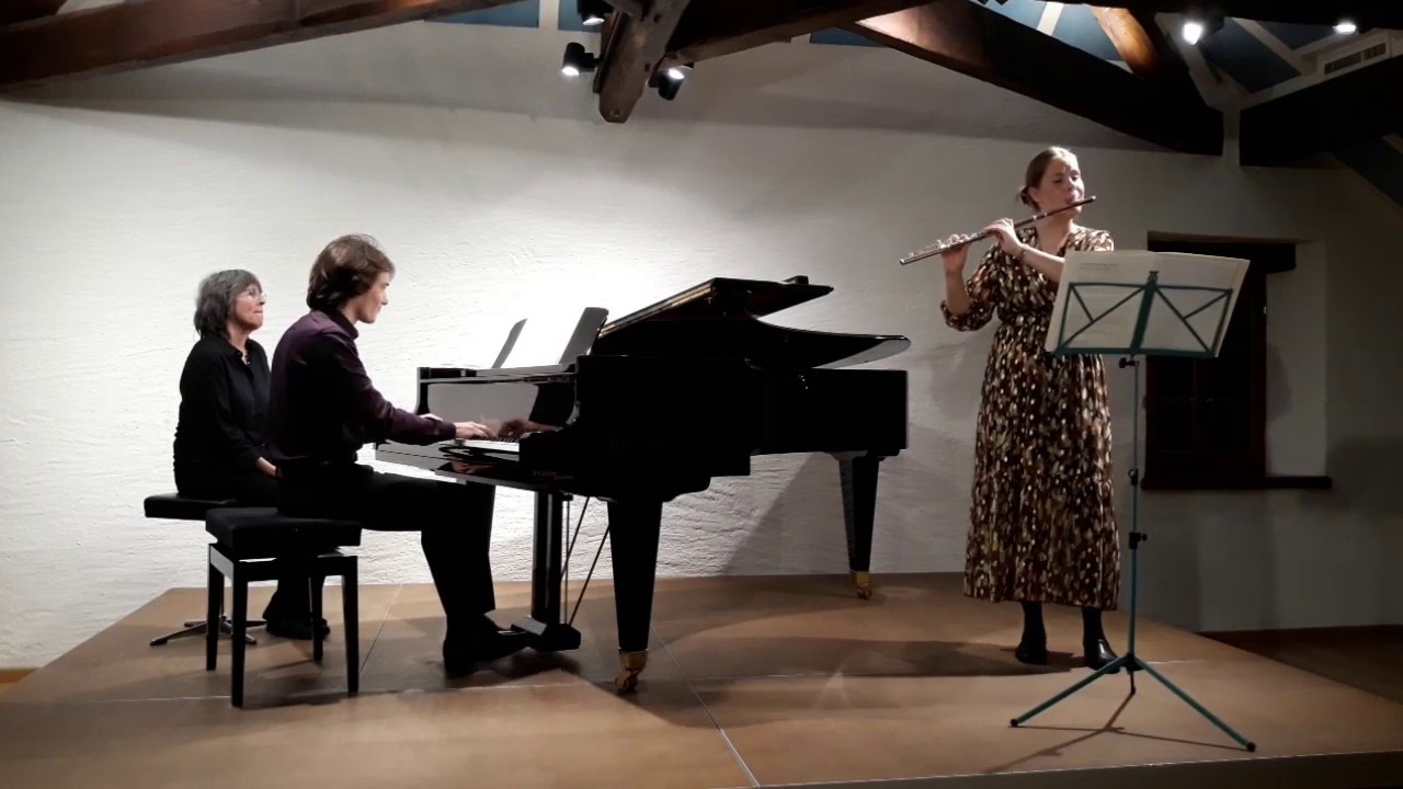 J.S.Bach - Flute sonata in b-minor, Largo (2nd mvt.) - YouTube