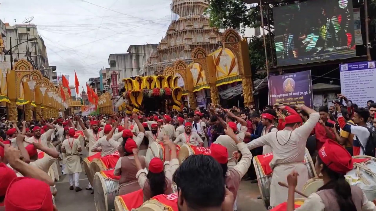 Ganesh chaturthi 2019 @ Pune . India's best celebration . Ganesh dhol 🔥 ...