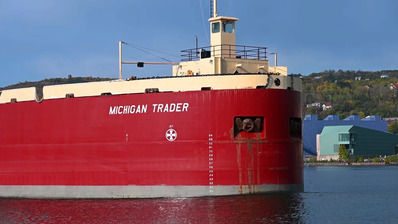 Michigan Trader - Departing Duluth Empty, Bound for Silver Bay - YouTube