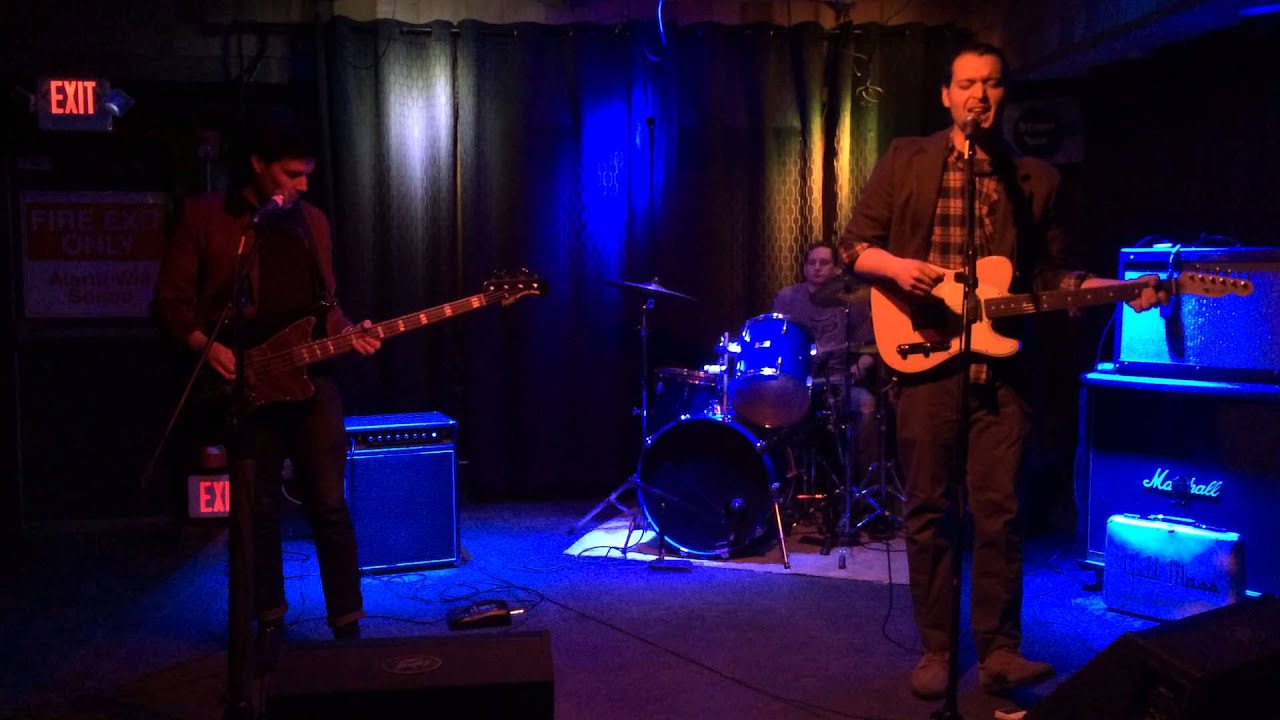 Gill Moss * Friday Night Music Series * Jimmy's - YouTube